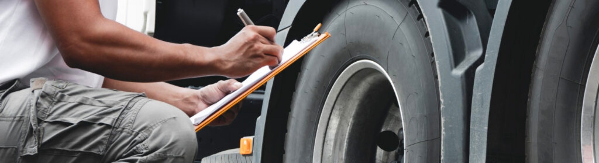 DOT Truck Inspection: 11 Essential Maintenance Steps to Pass